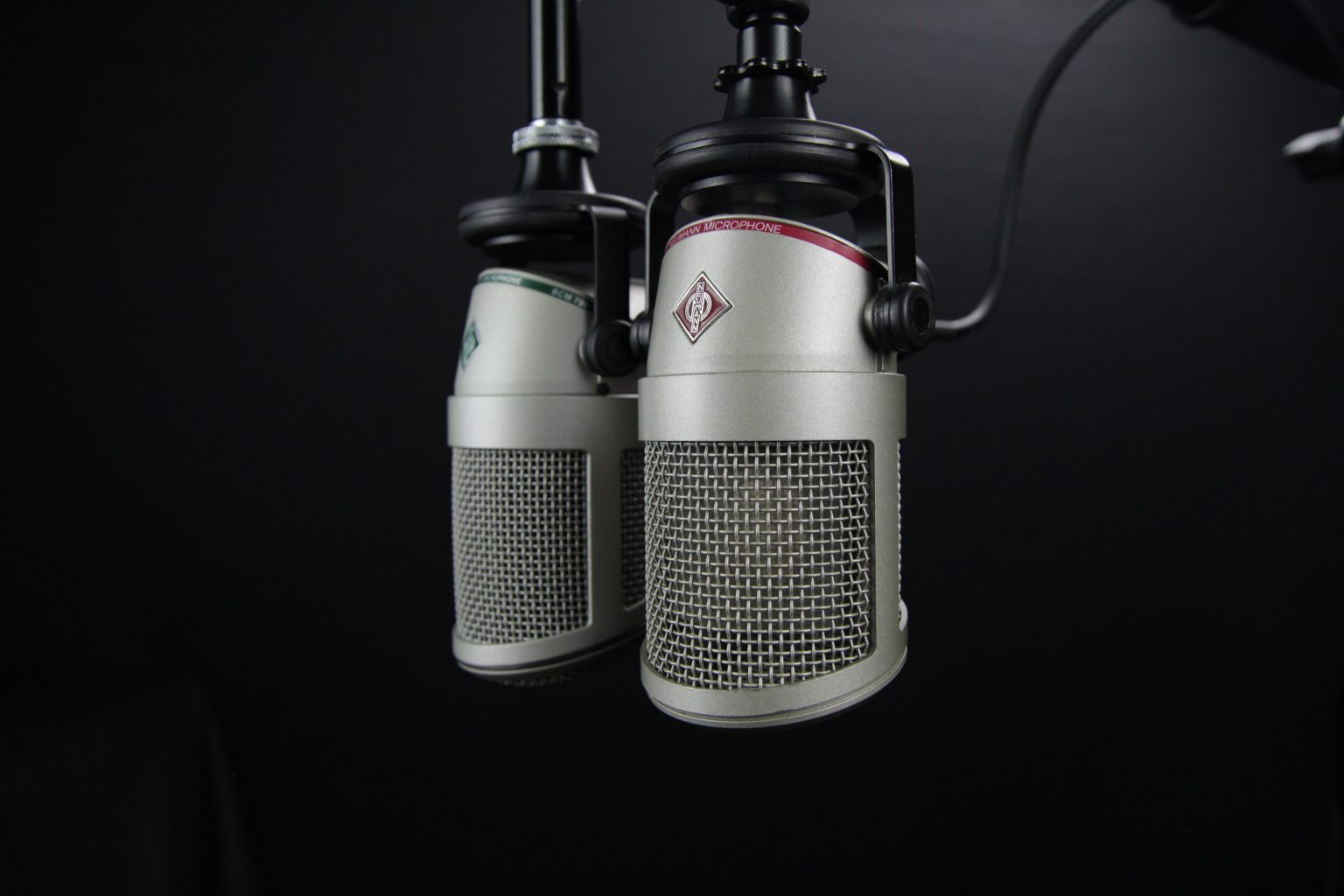 Podcast: Apa Itu, Bentuk, Tipe-Tipe, dan Aplikasi Mendengarkannya