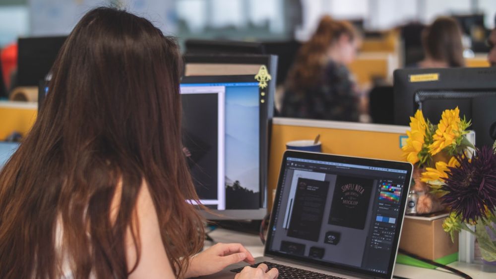 Isometric Design: Pengertian dan Cara Penerapannya - Glints TapLoker Blog