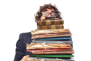 Arsiparis: Pengertian, Tugas, dan Seluk-beluk Profesinya - Glints Blog