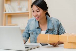 Sales Promotor: Arti, Tanggung Jawab, Skill, dan Kualifikasi - Glints ...