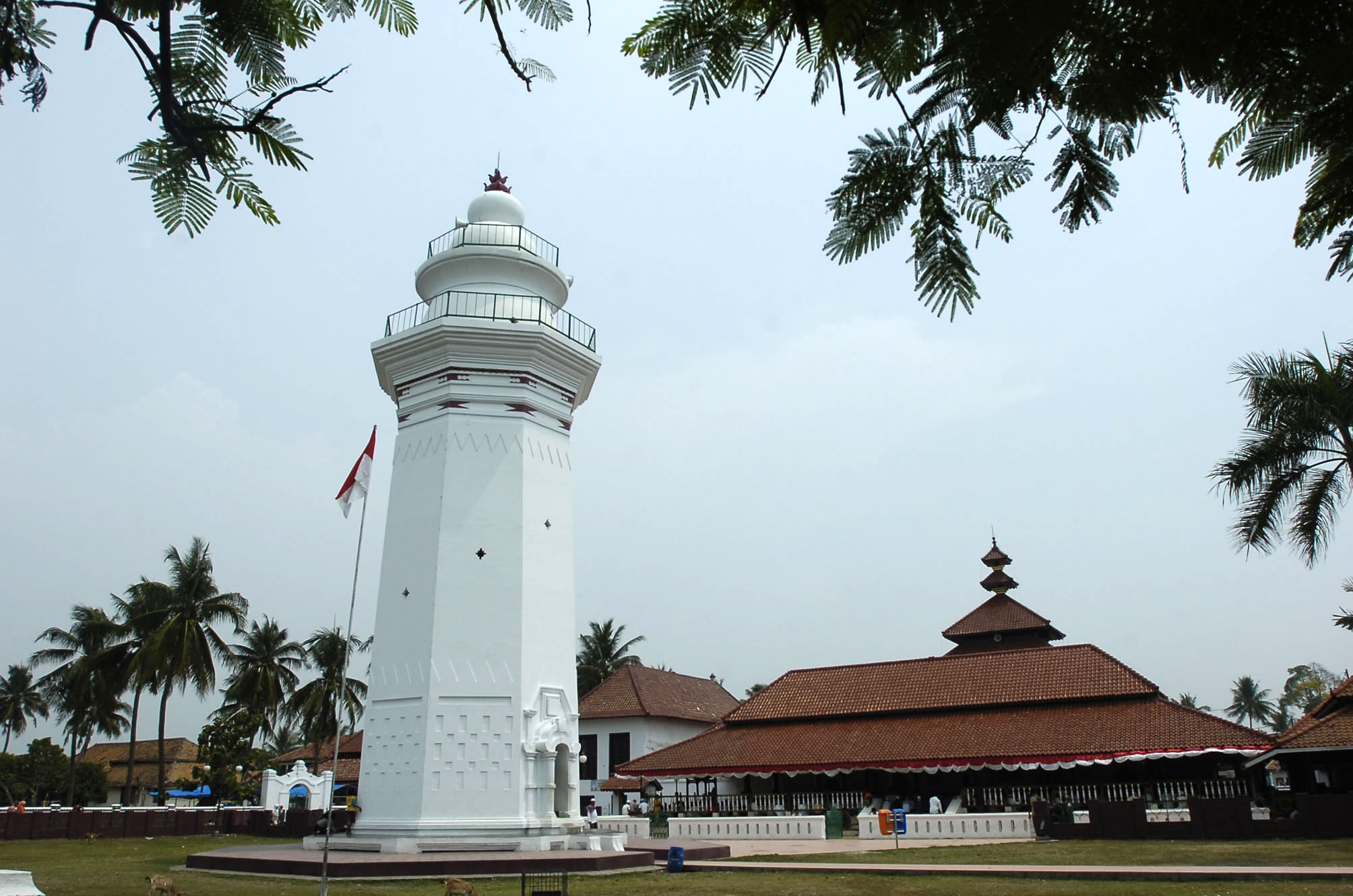 UMP Banten 2022 Naik 1,63%, Inilah Rinciannya - Glints TapLoker Blog