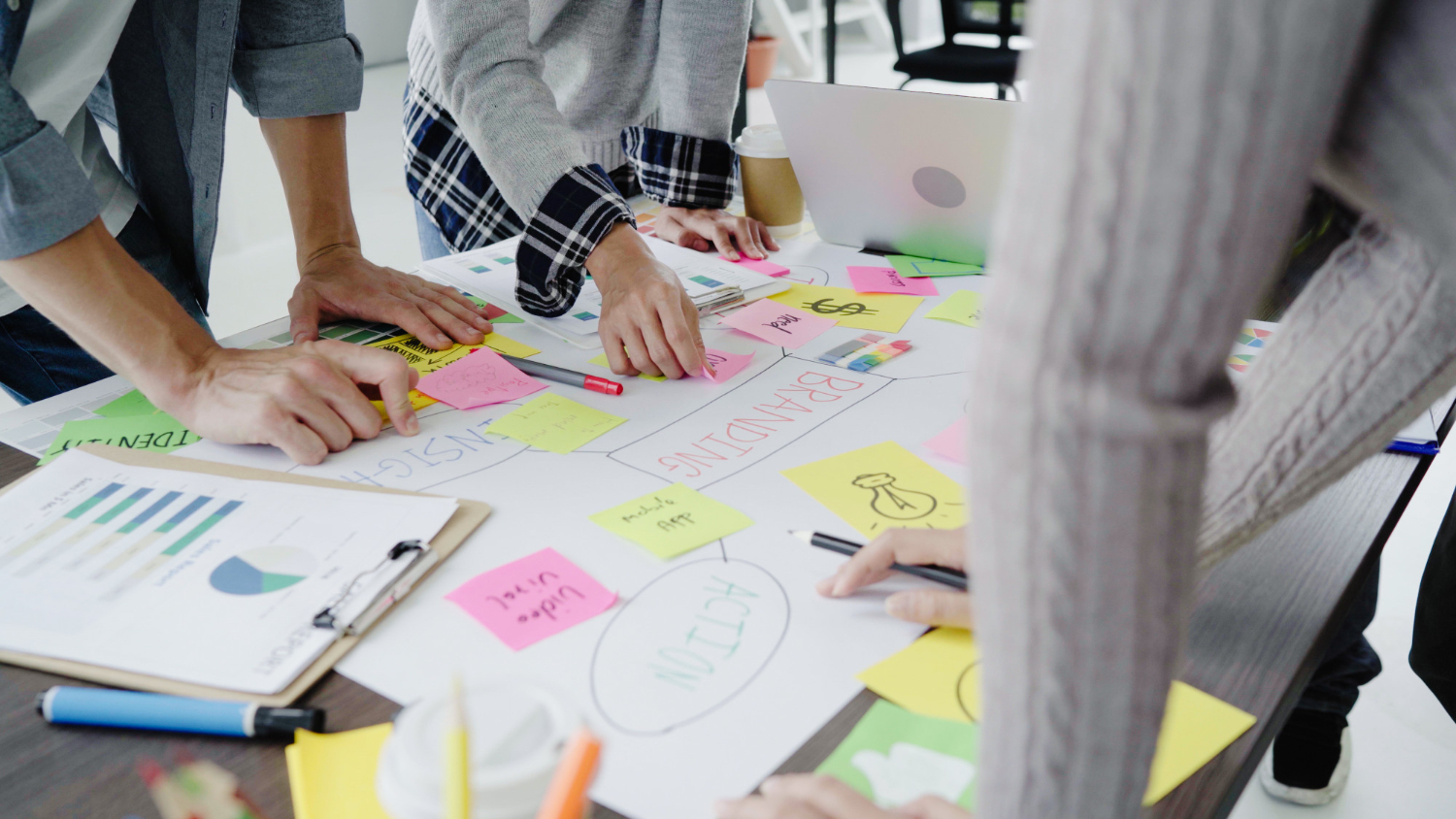 Strategi Creative Branding: Arti, Tipe, dan Pedomannya