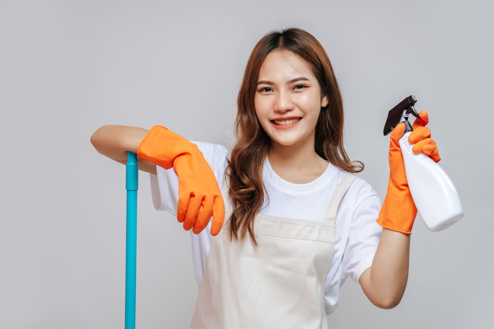 Housekeeping: Tugas, Departemen, Skills, Kualifikasi dan Gajinya