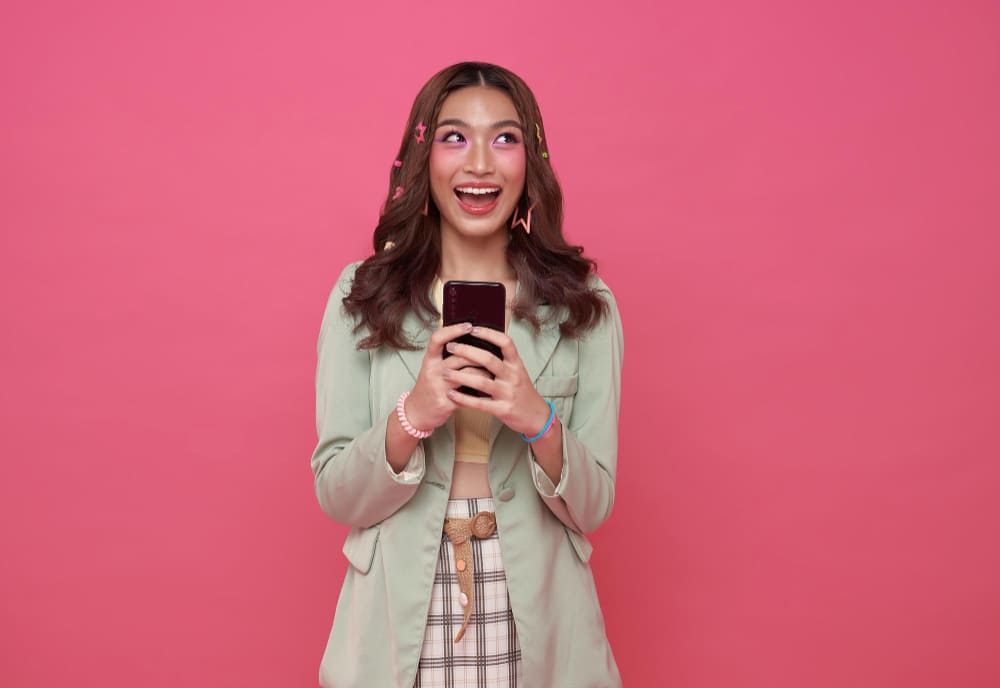7 Cara Cek Kuota Smartfren Lewat SMS, Aplikasi & WA - Glints TapLoker Blog