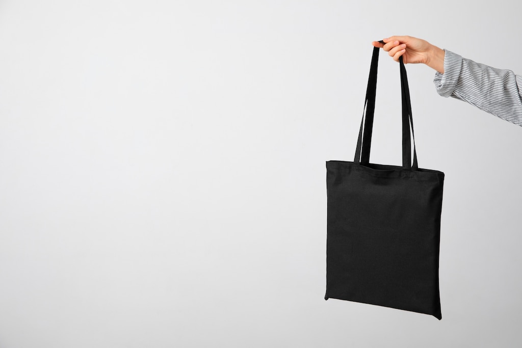 4 Jenis Tote Bag Kuliah yang Modis dan Cocok untuk ke Kampus