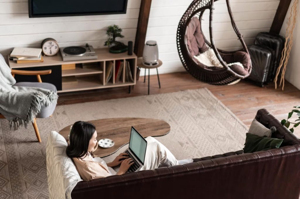 8 Cách Giúp Bạn WFH Hiệu Quả & Thông Minh Hơn - Glints Vietnam Blog