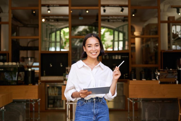 FOH Là Gì? Vai Trò Của FOH Trong Ngành Nhà Hàng, Khách Sạn